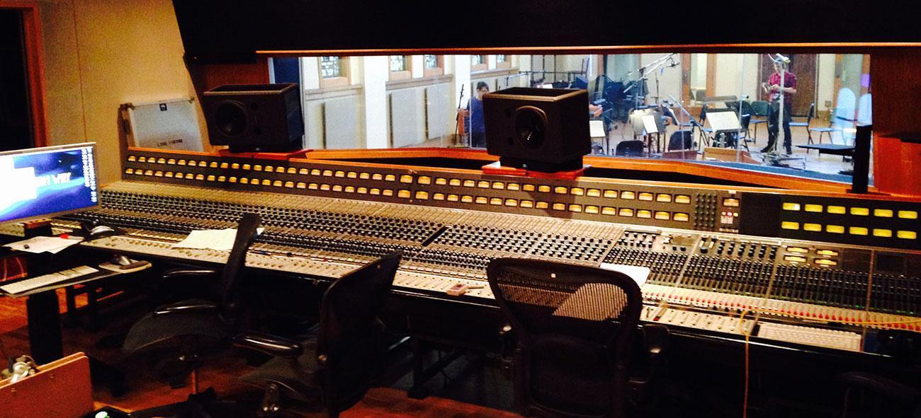 4 Decades of Iconic Consoles - InSync