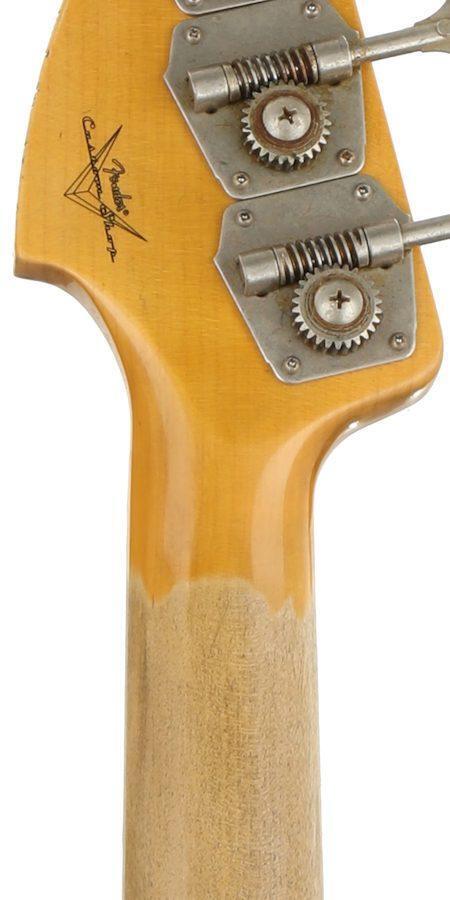 Precision vs. Jazz Bass: What's the Difference? - InSync