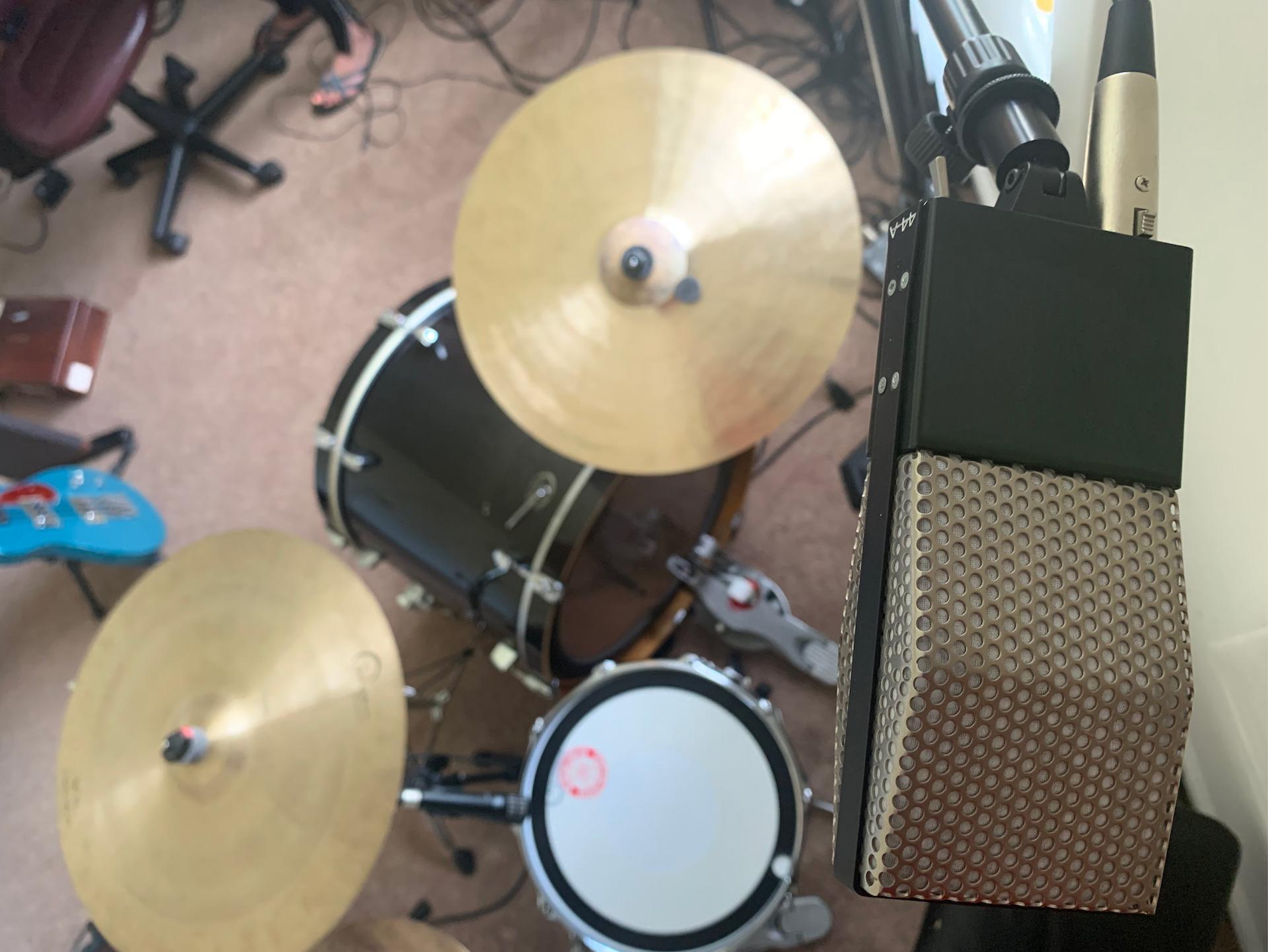 How to Get a Big Drum Sound in a Small Room — with Just Three Mics ...