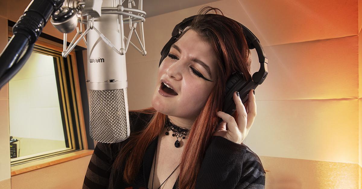10 Best Vocal Exercises for Singers - InSync
