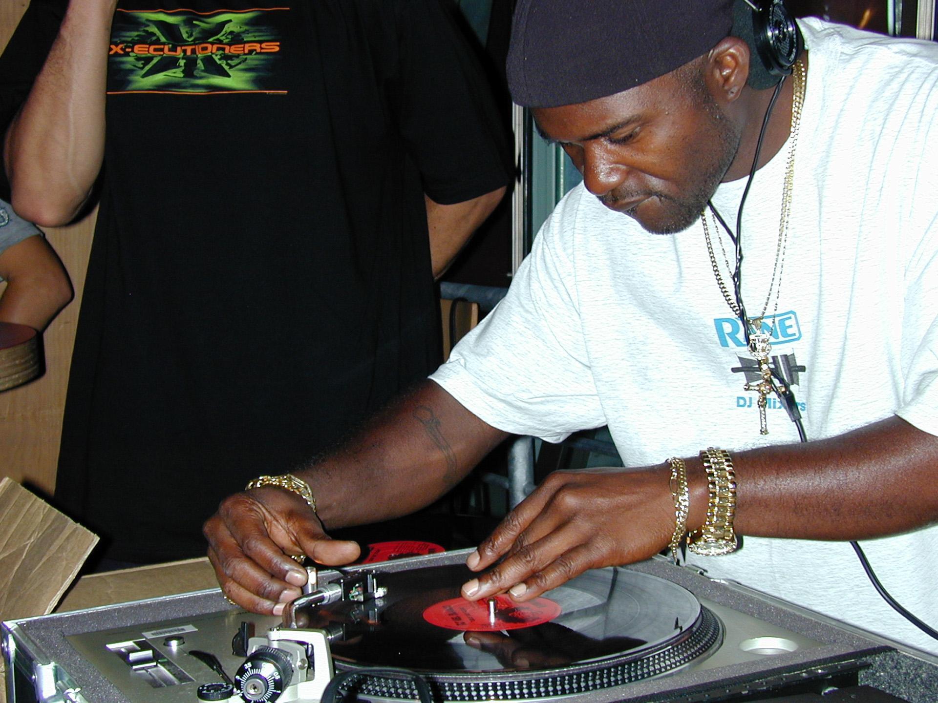 The History of Turntablism 1960 2001 InSync