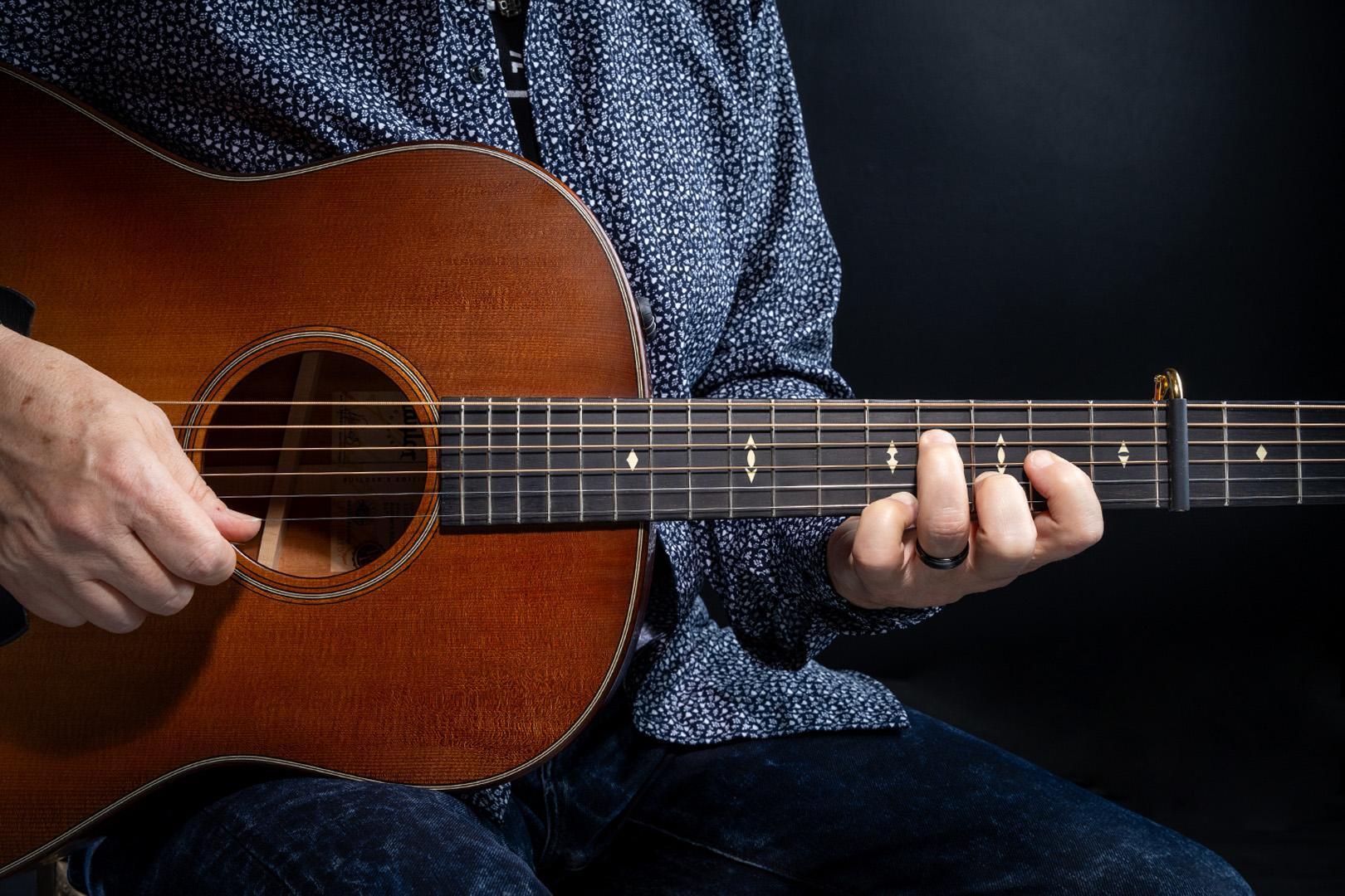 What Is a Guitar Capo? - InSync