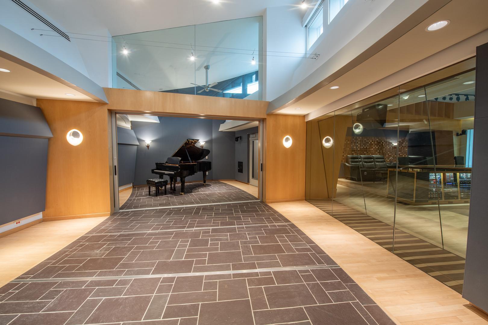 Crossway Recording Studio - InSync