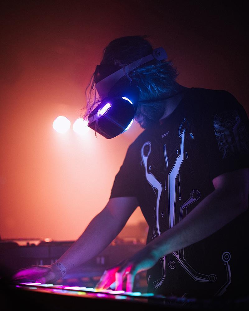 Virtual Riot & VJ Neurite: Crafting a Next-gen Audiovisual Experience ...