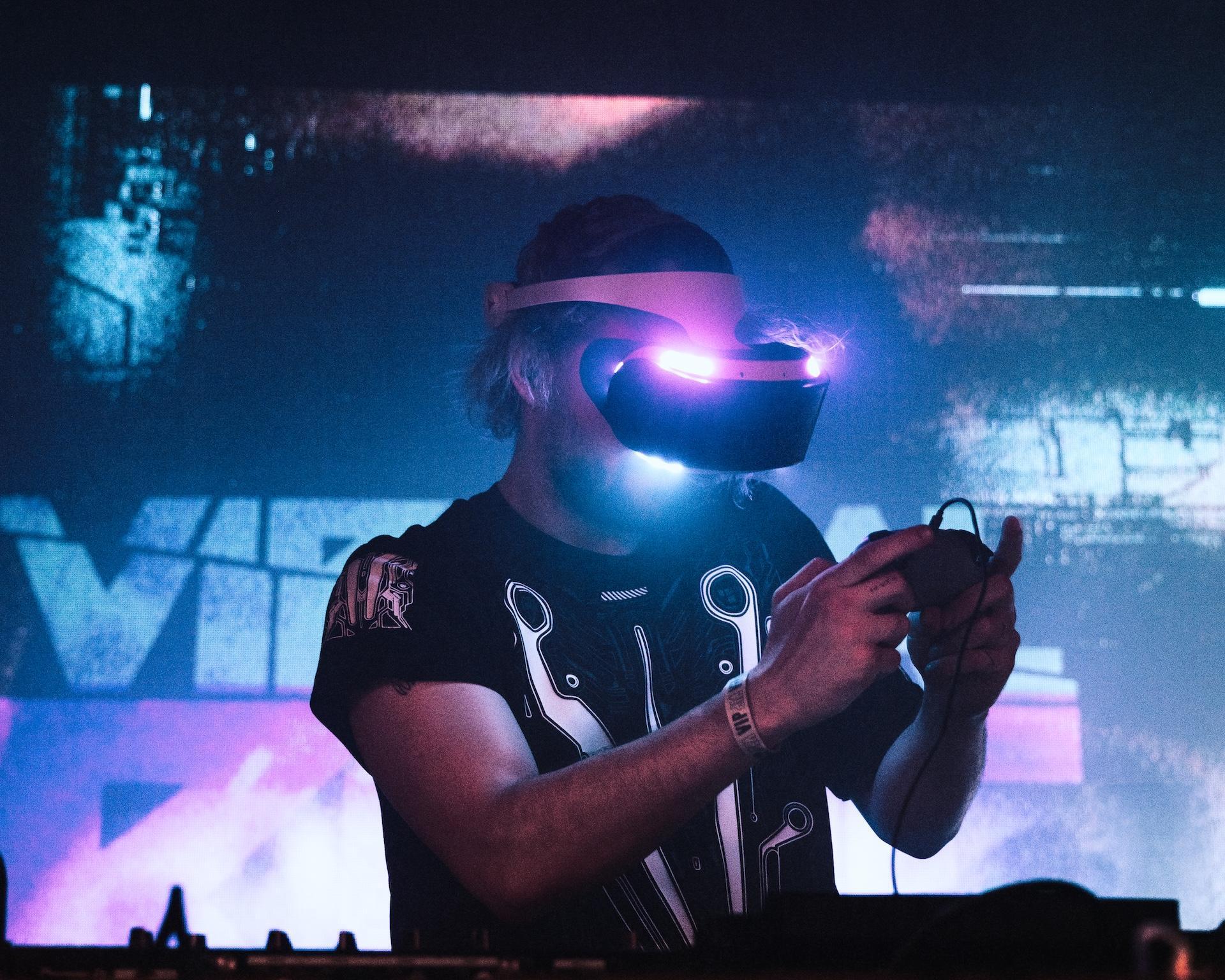 Virtual Riot & VJ Neurite: Crafting a Next-gen Audiovisual Experience ...