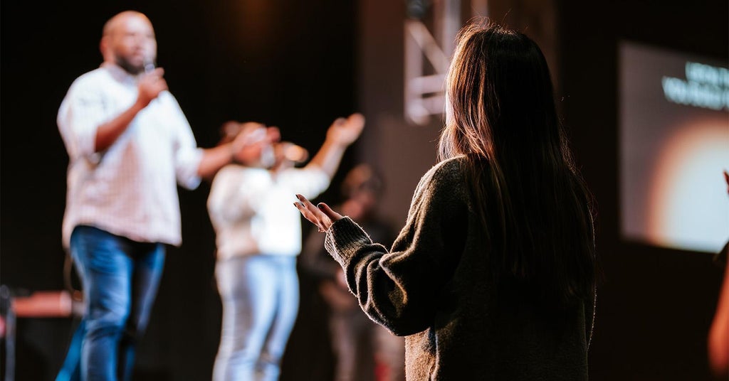 7 Worship Trends for the New Year: Stay Relevant in Changing Times - InSync