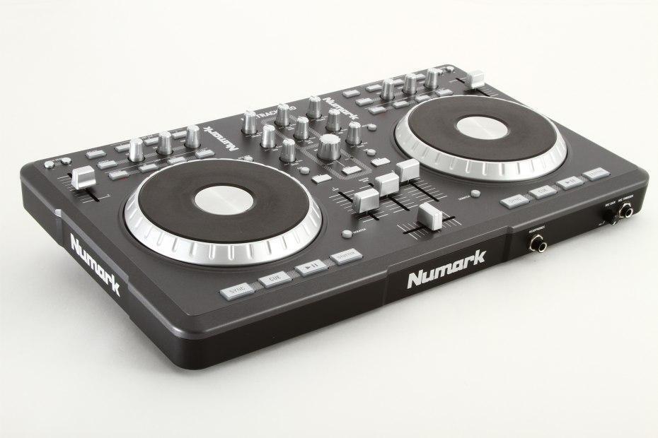 NAMM News: Numark Mixtrack Pro - InSync
