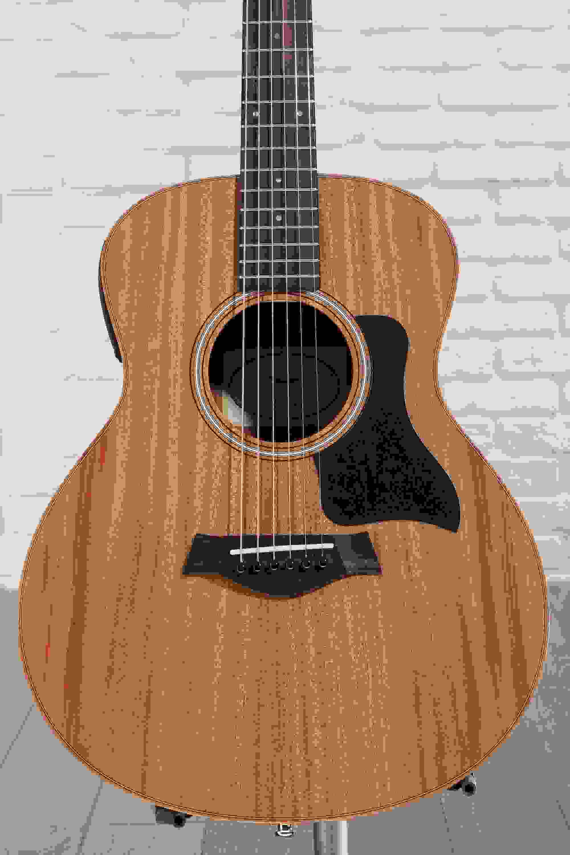 Taylor GS Mini-e Mahogany Acoustic-electric Guitar - Natural with Black ...