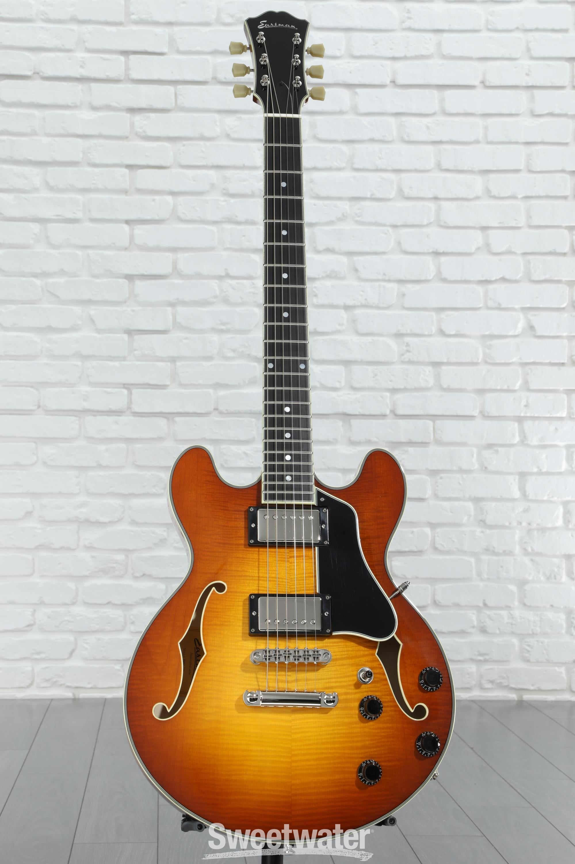 Eastman Guitars T484-GB Thinline Semi-hollowbody Electric Guitar ...
