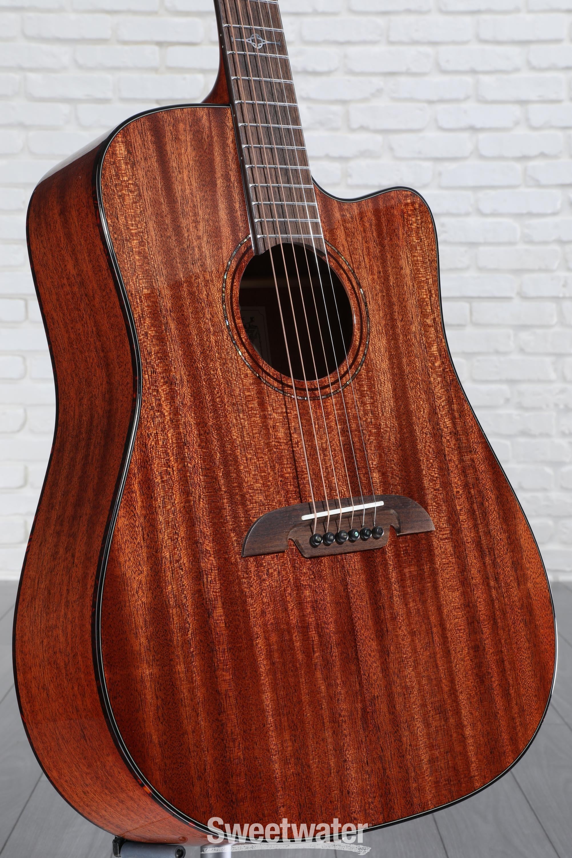 Alvarez MD66CE Masterworks 66 Dreadnought Acoustic-electric Guitar ...