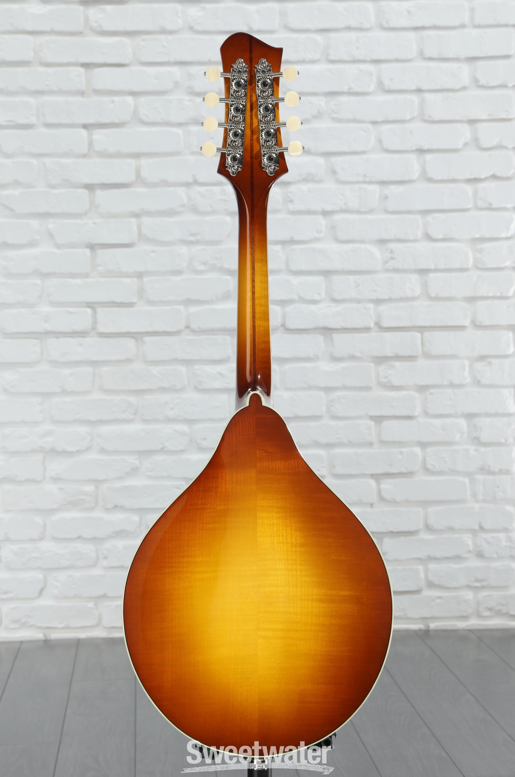 Eastman Guitars MD605 A-style Acoustic-electric Mandolin - Goldburst ...