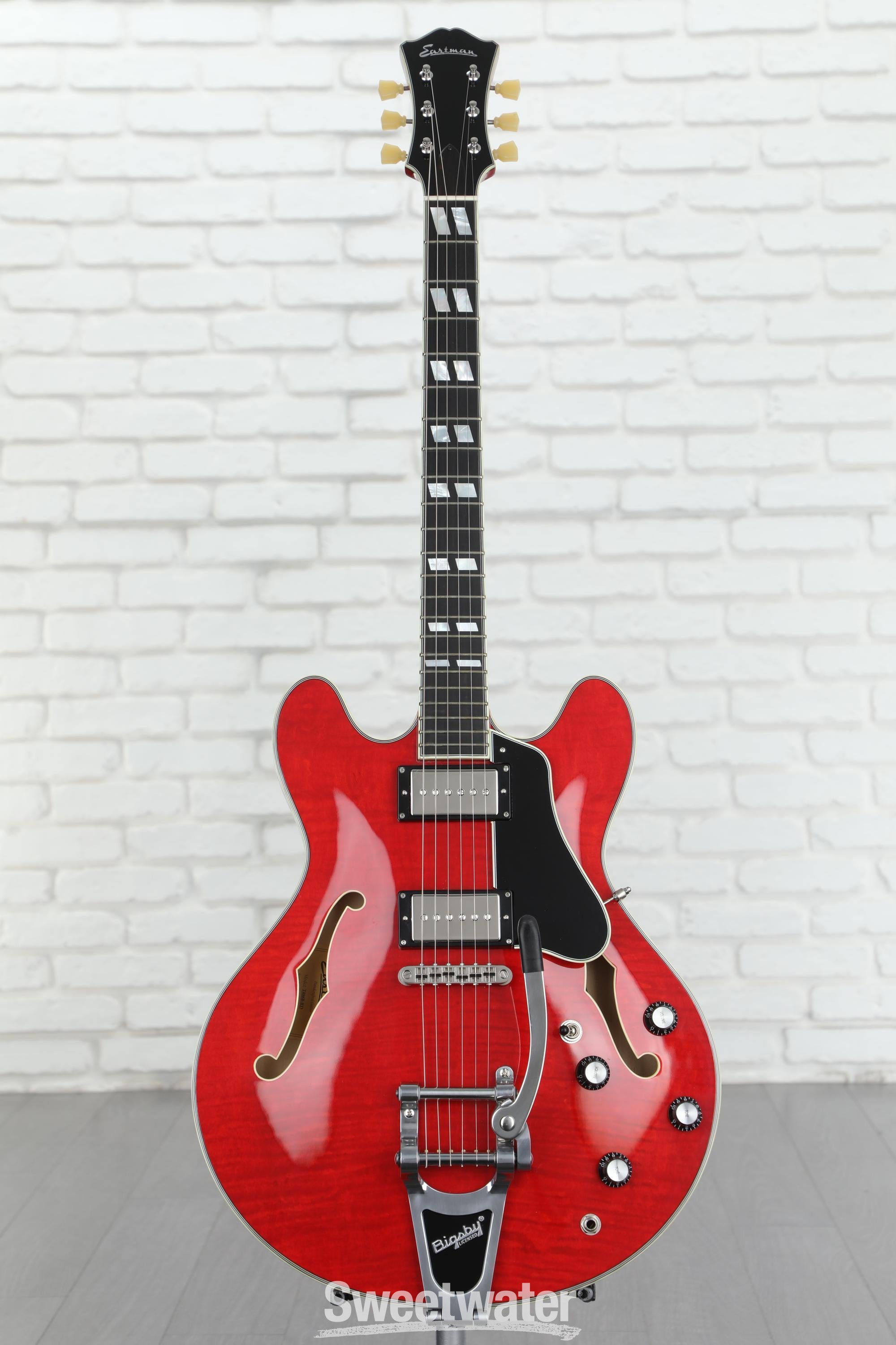 Eastman Guitars T486B-RD Thinline Semi-hollowbody Electric Guitar - Red ...