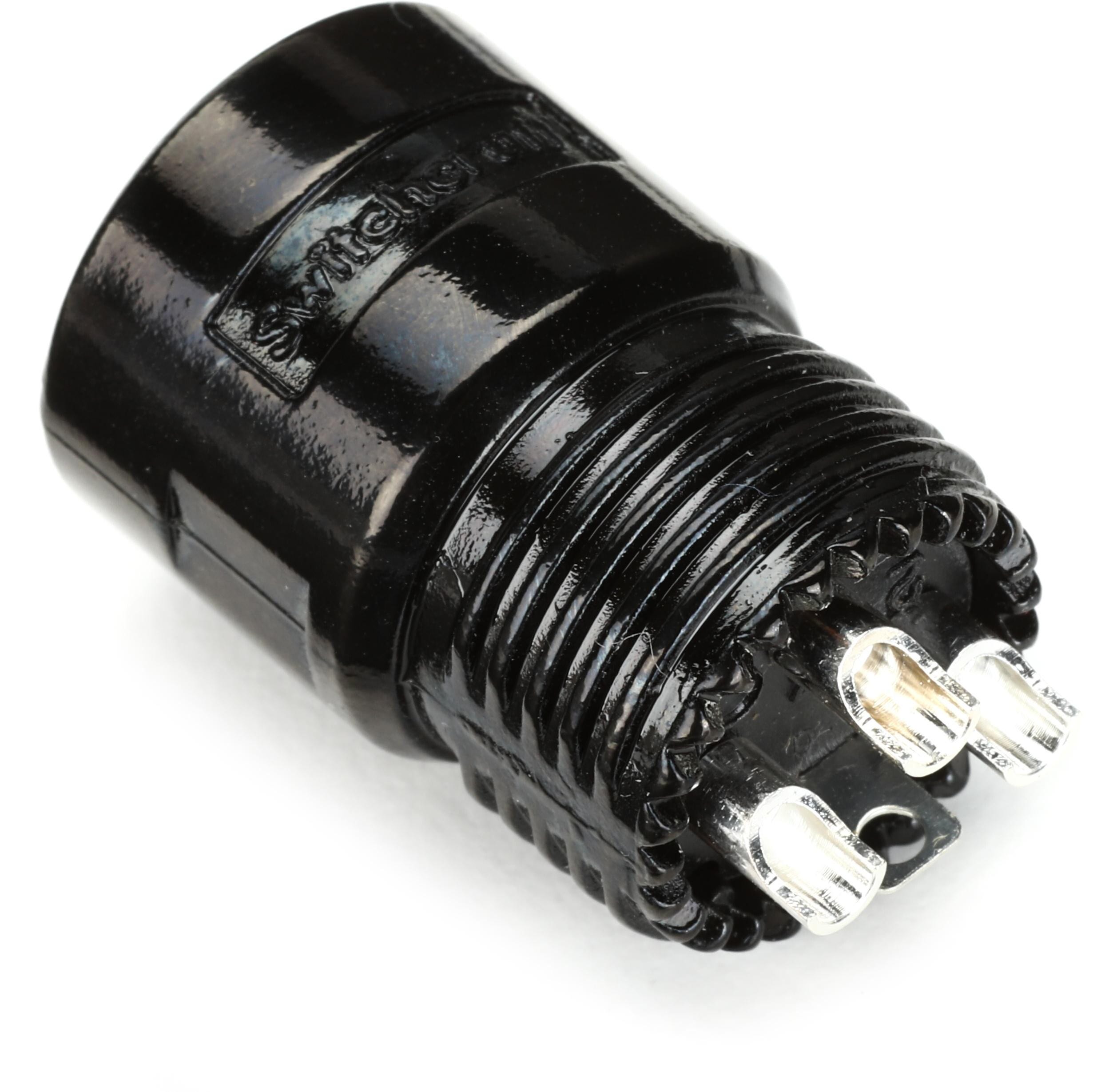 Switchcraft AAA3MBLP Low-profile Angled Male XLR Connector - Black | Sweetwater