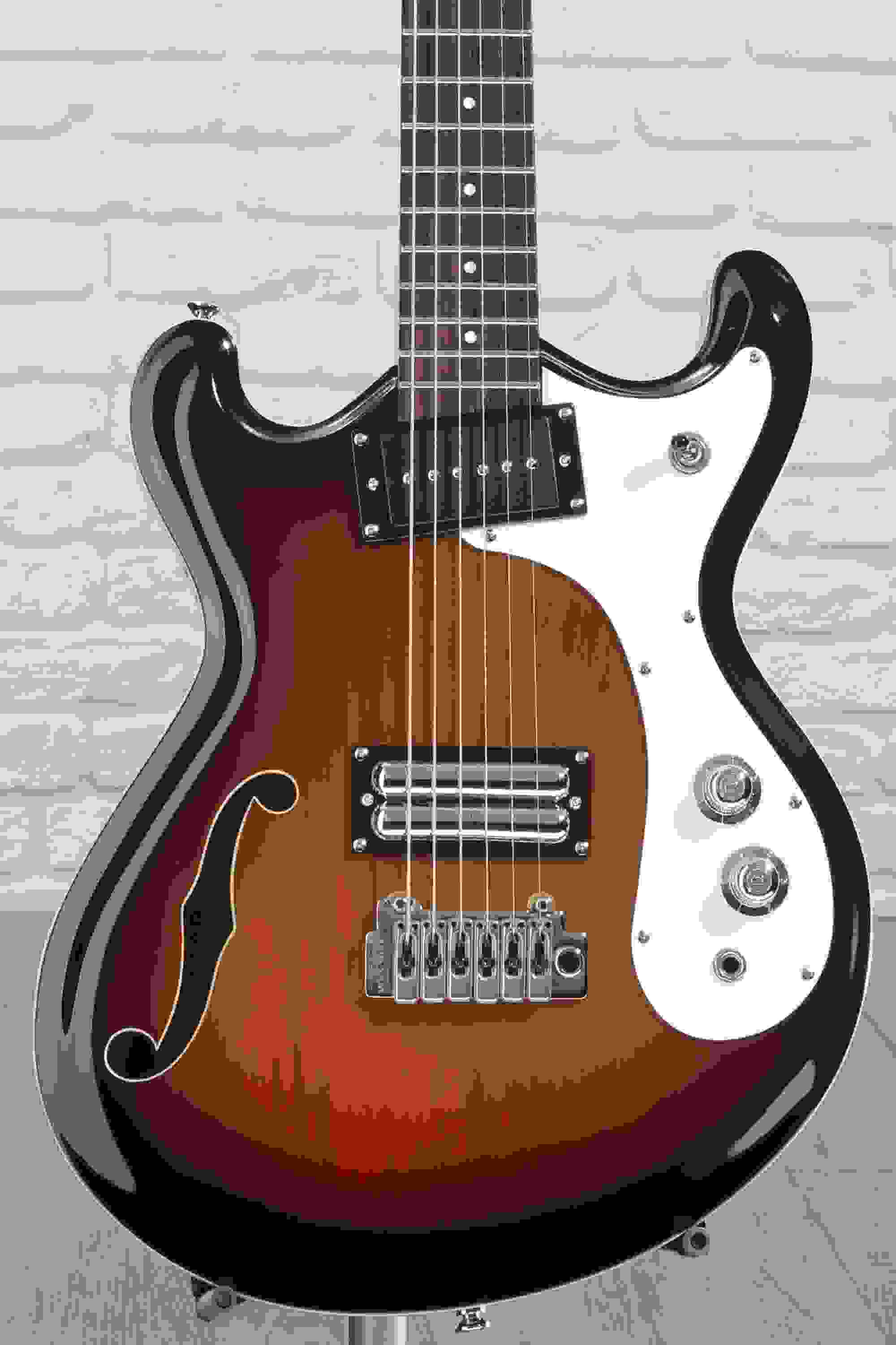 Danelectro 66BT Baritone Electric Guitar - 3-Tone Sunburst Reviews ...