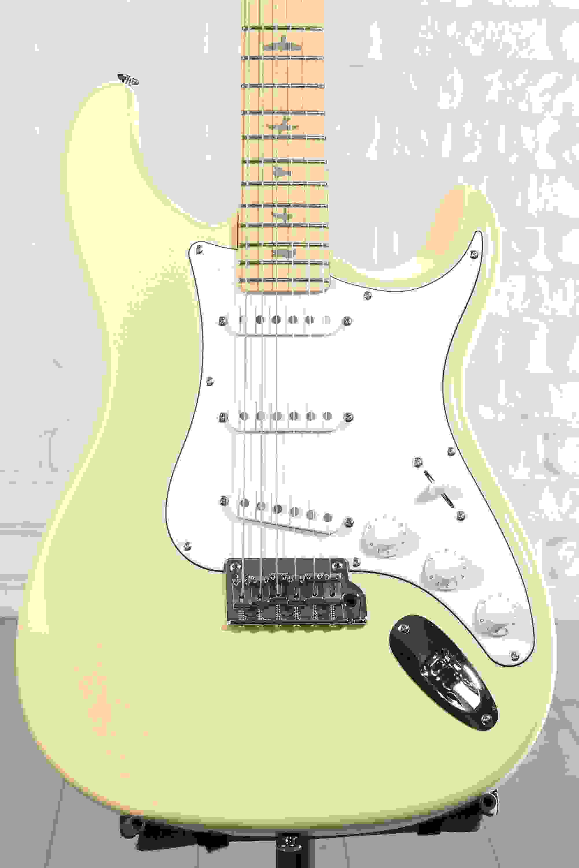 PRS SE Silver Sky Electric Guitar - Moon White, Maple Fingerboard ...