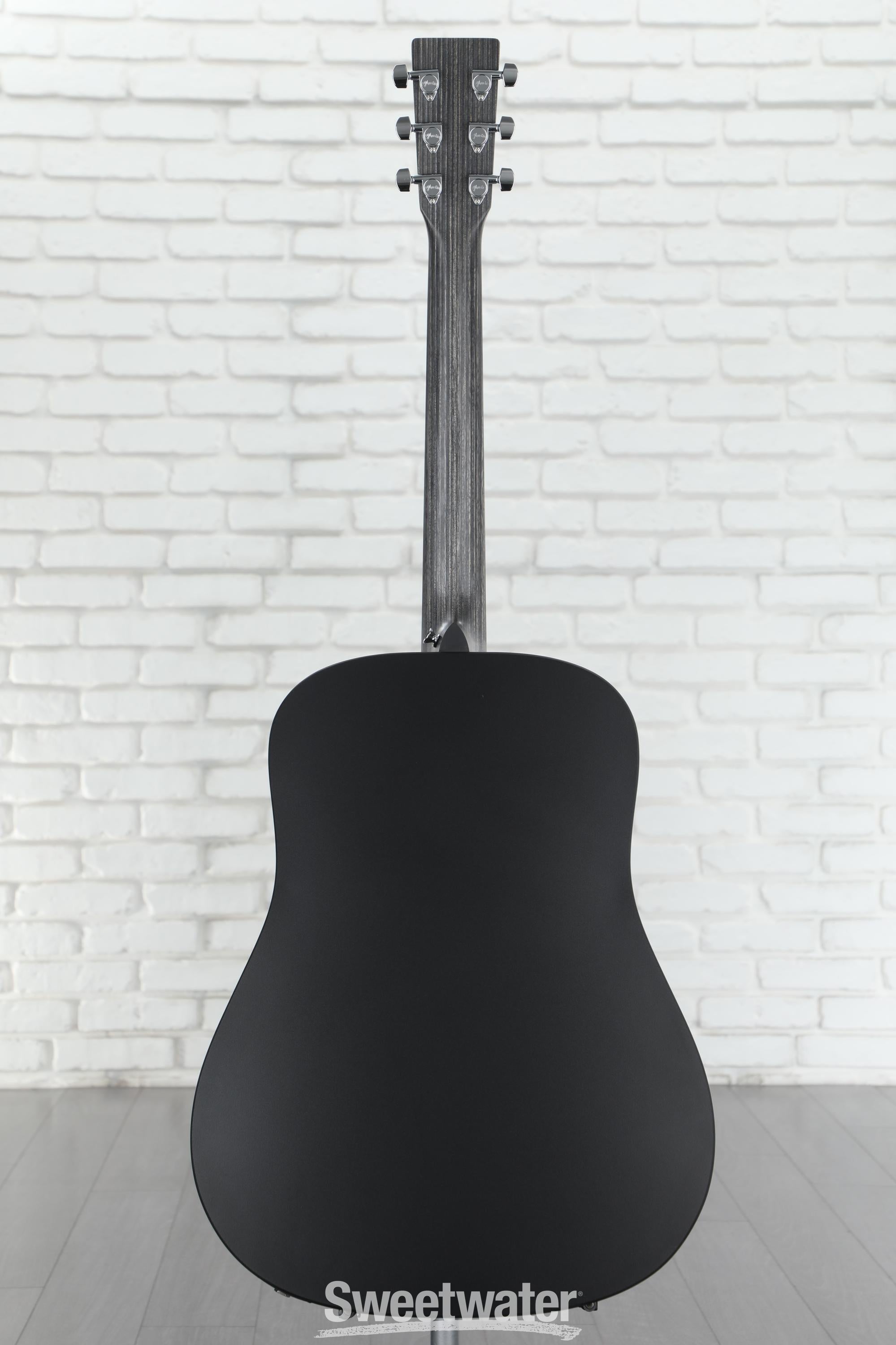 Martin DX Johnny Cash - Jett Black | Sweetwater