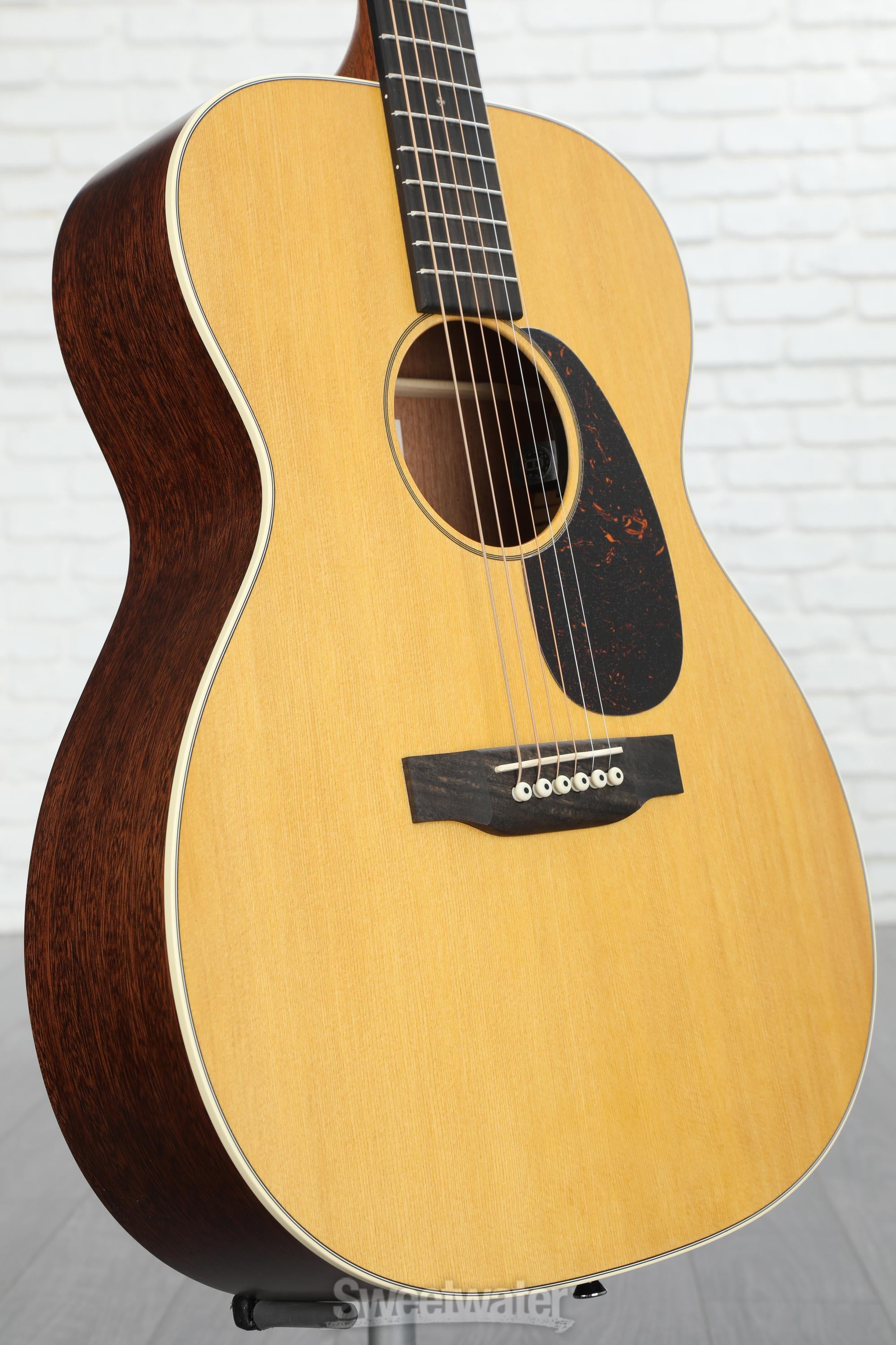 Martin Sweetwater Select Vintage Inspired Road Series OM-10E Acoustic ...