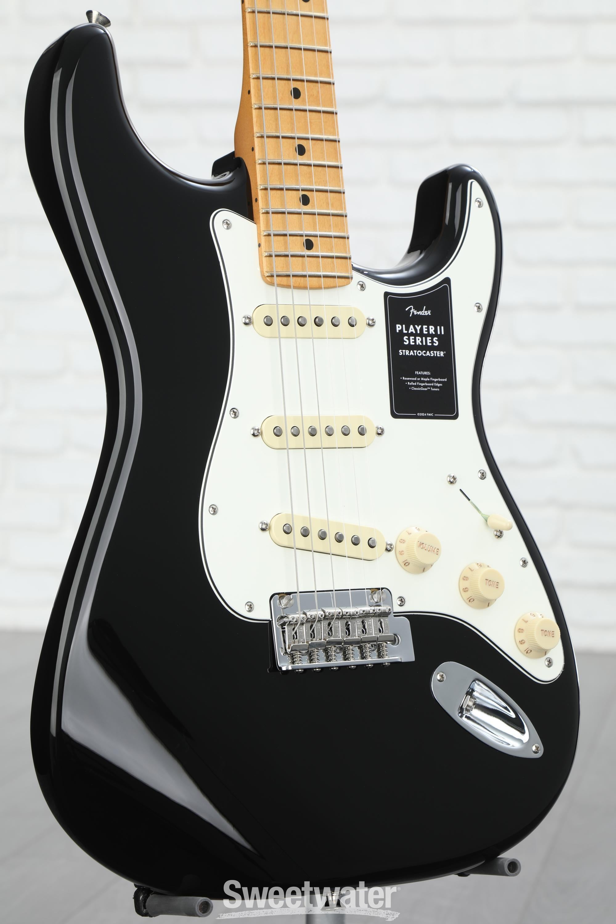 Fender Player II Stratocaster Electric Guitar - Black with Maple ...