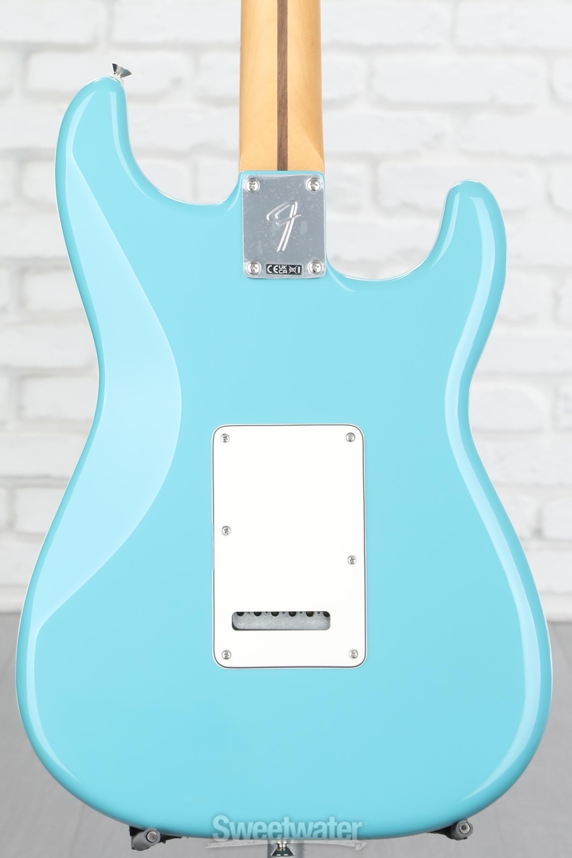 Fender Player II Stratocaster Left-handed Electric Guitar - Aquatone ...