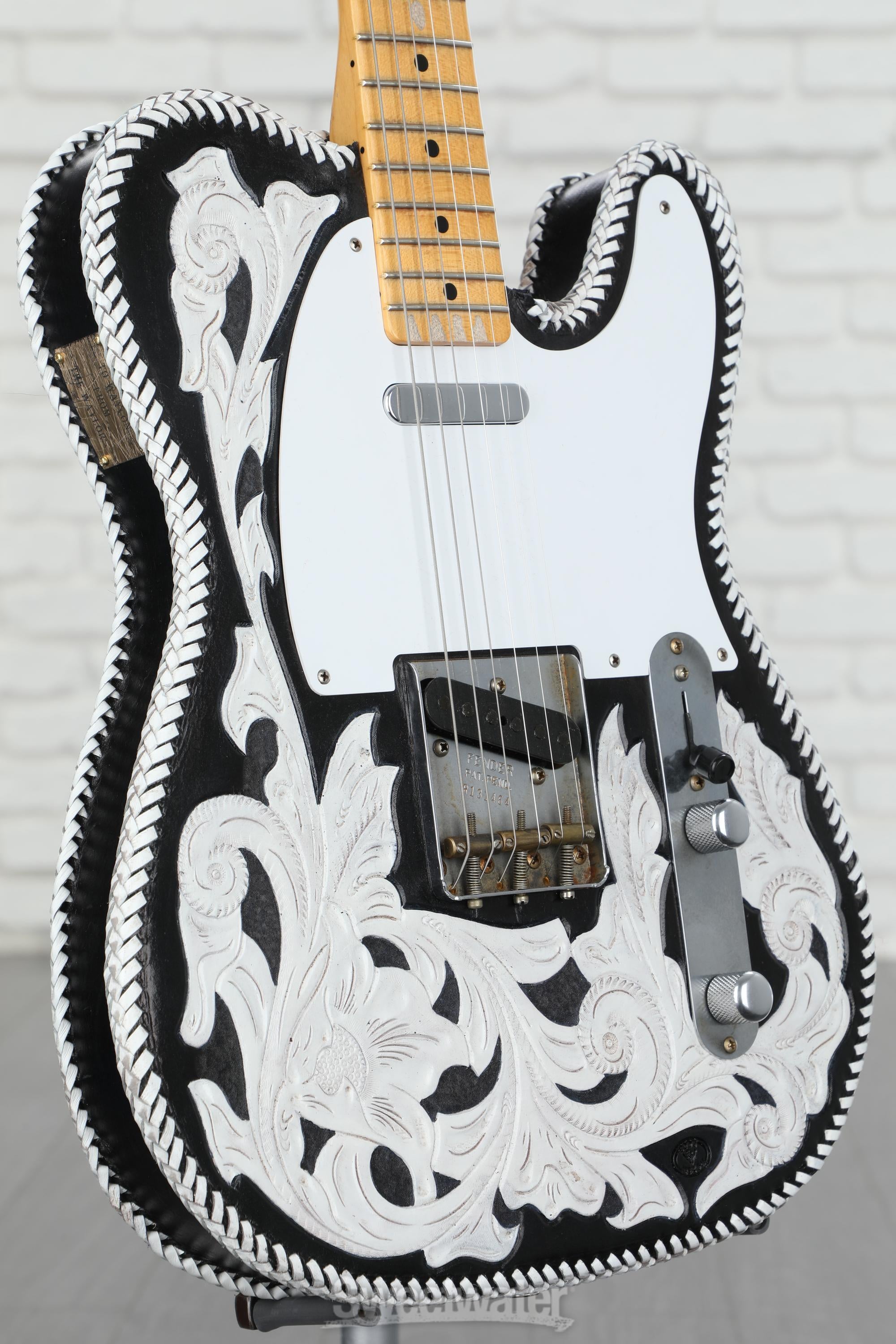 Fender Custom Shop Limited-edition Masterbuilt Waylon Jennings ...