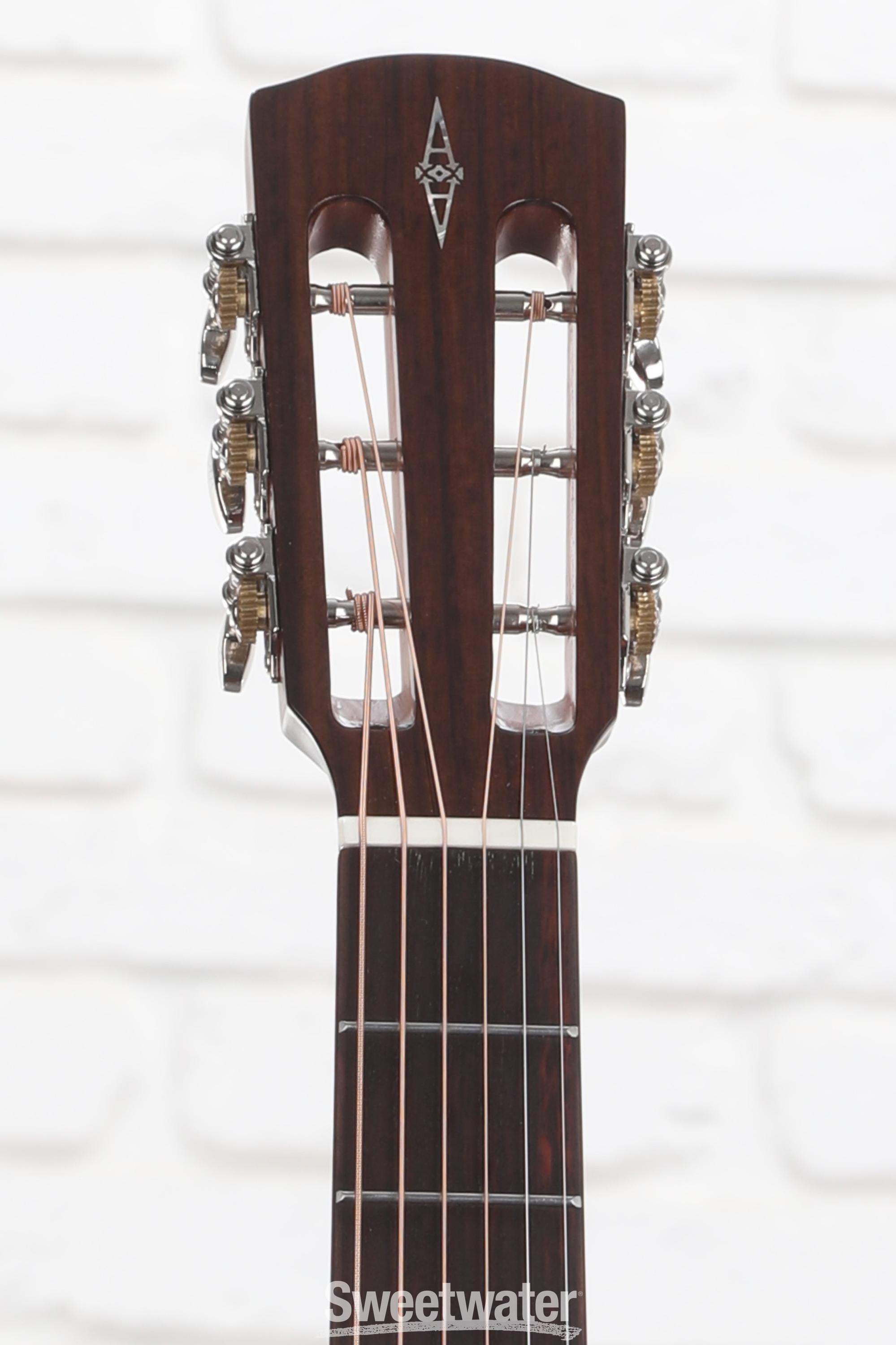 Alvarez MP66 Masterworks Series Acoustic Guitar - Natural | Sweetwater