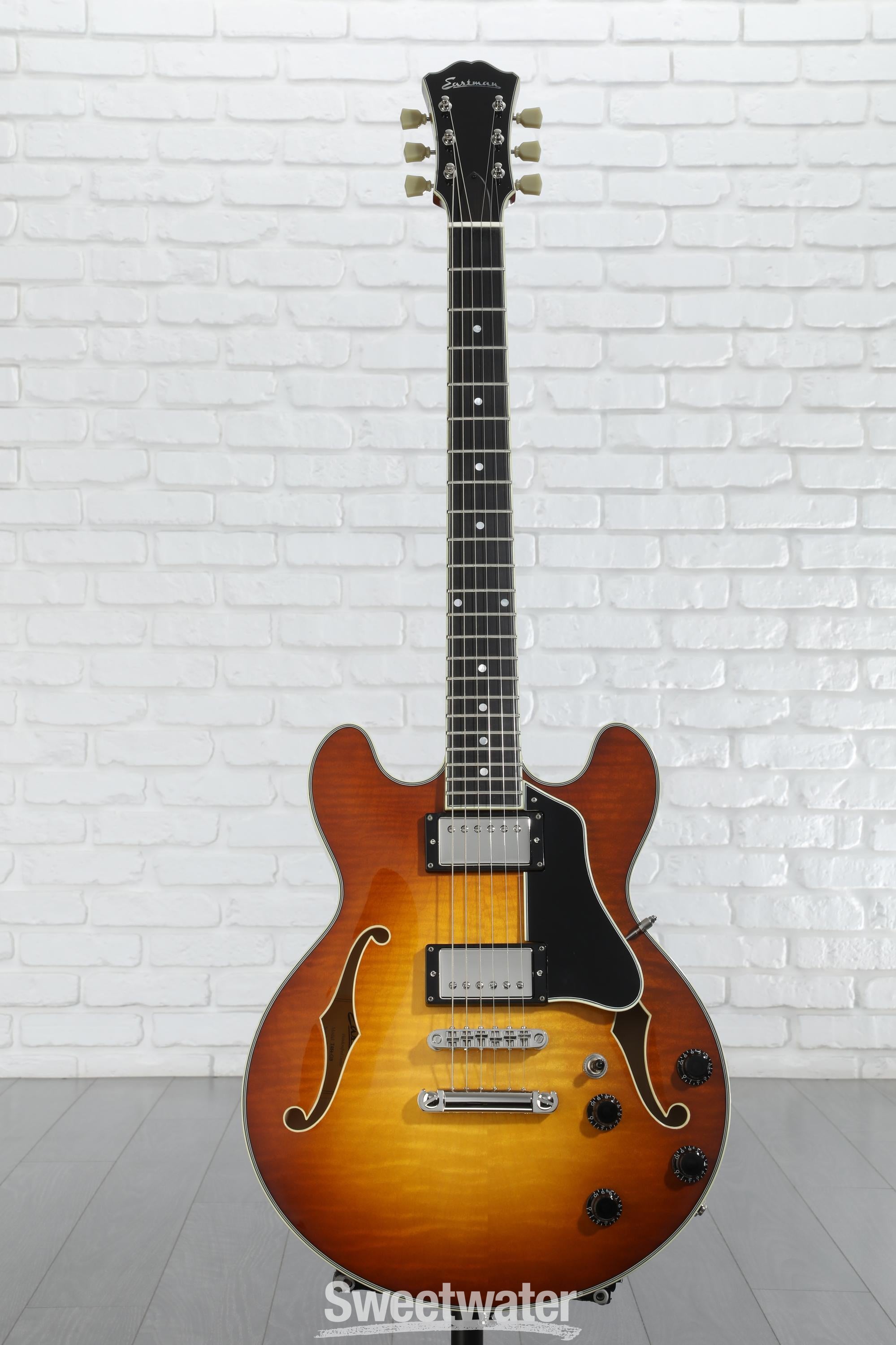 Eastman Guitars T484-GB Thinline Semi-hollowbody Electric Guitar ...