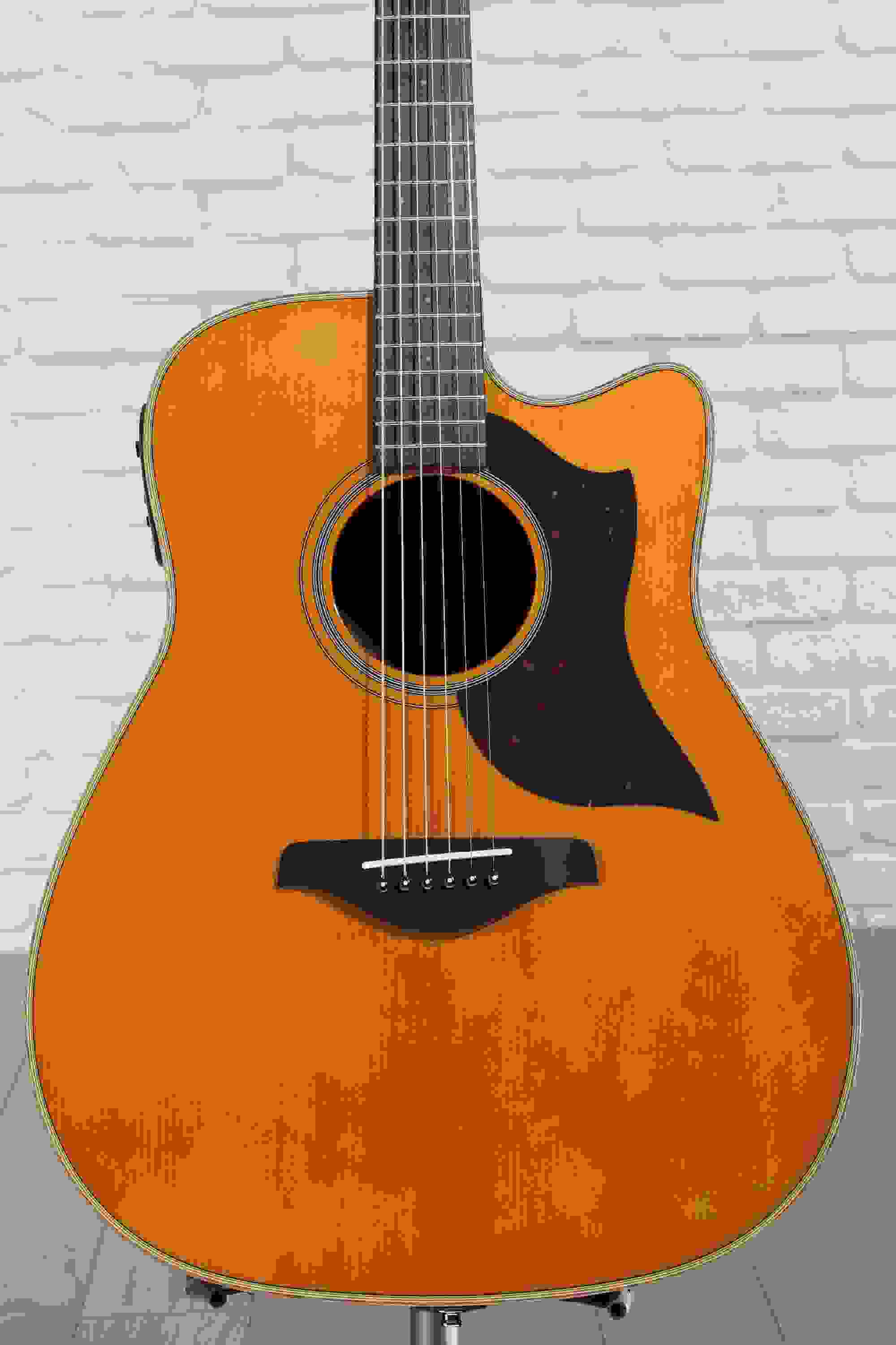 Yamaha A1R Acoustic-electric Guitar - Vintage Natural | Sweetwater