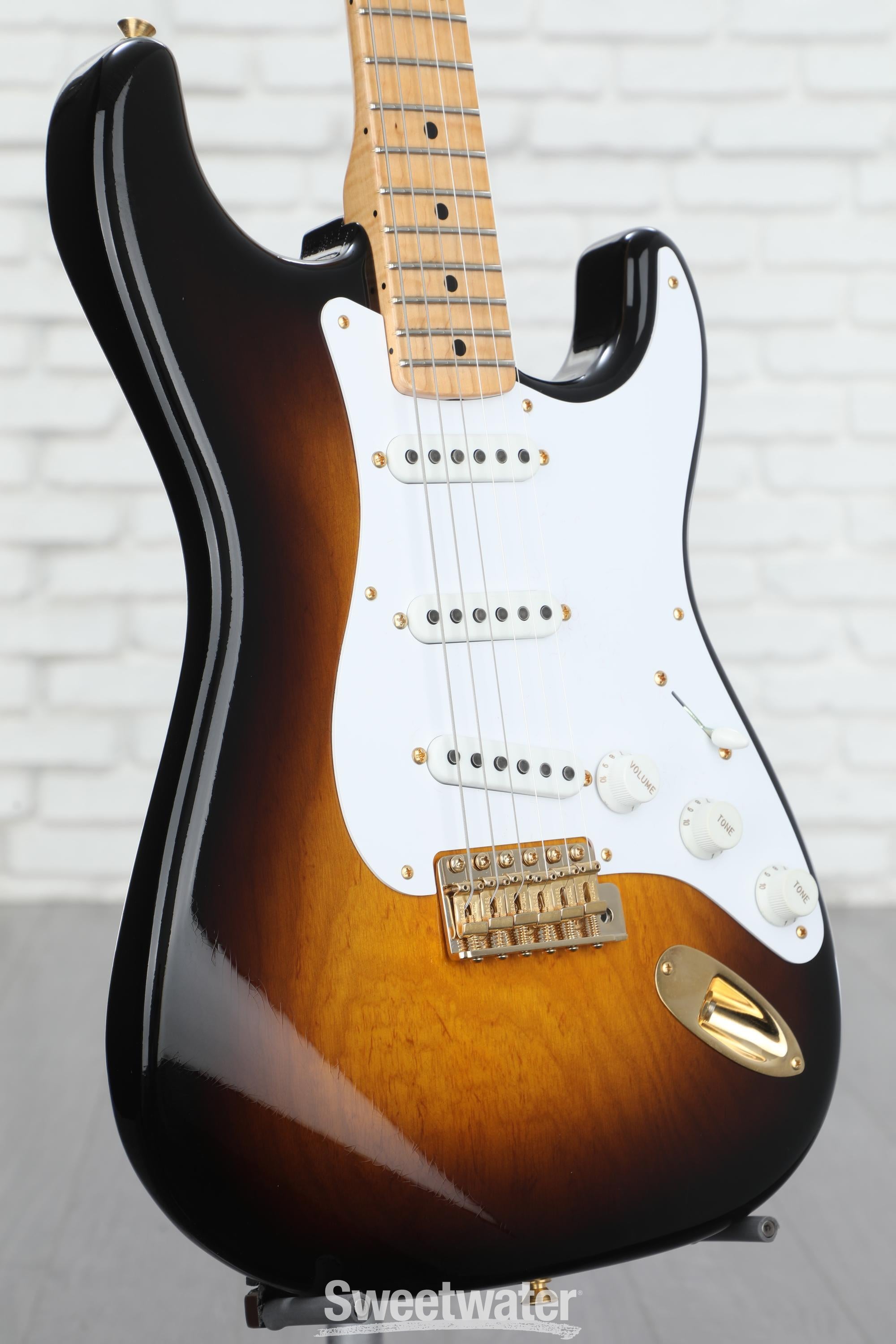 Fender Custom Shop LTD 70th Anniversary Masterbuilt '54 Stratocaster ...