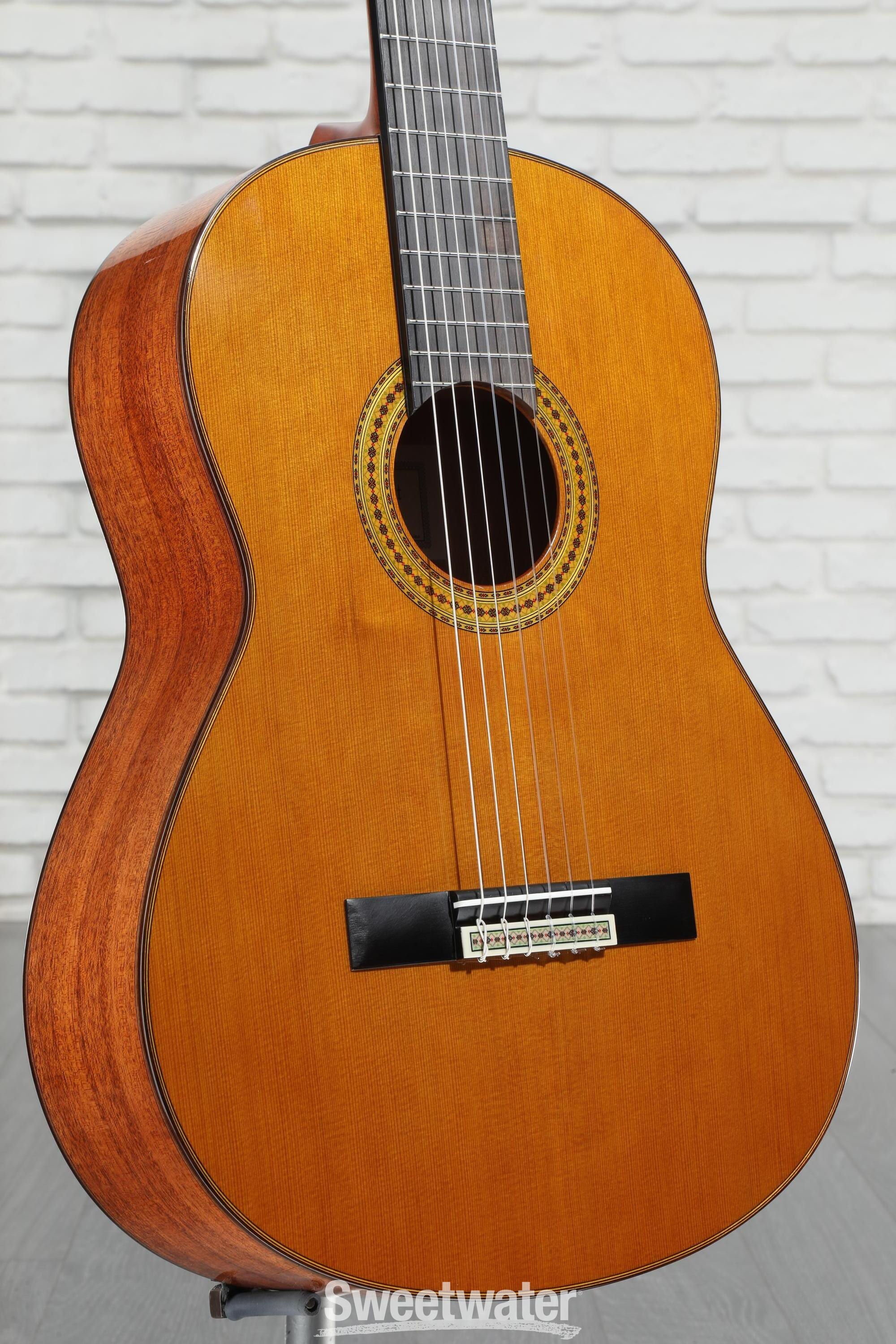 Yamaha GC12C Classical Guitar - Natural | Sweetwater