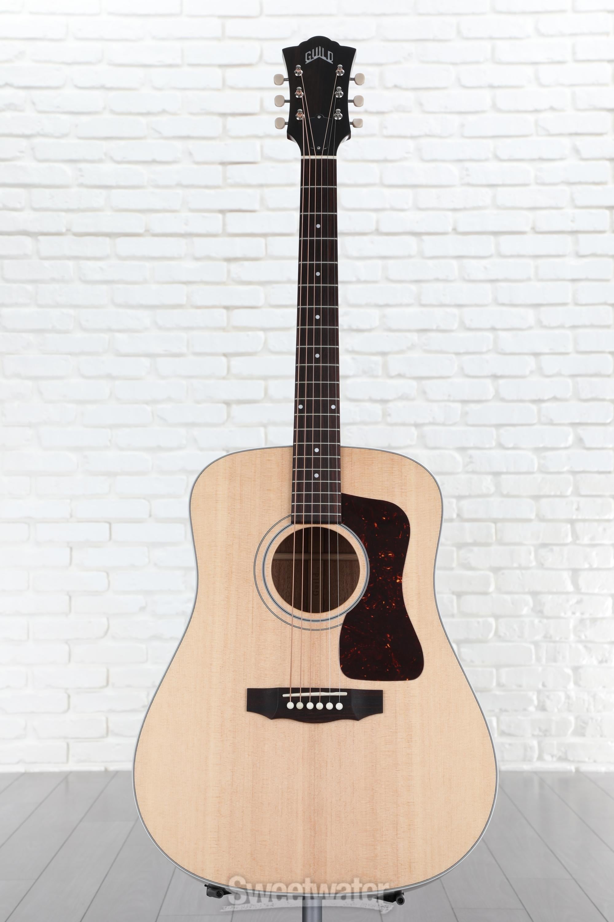 Guild D-40 Standard Dreadnought Acoustic Guitar - Natural | Sweetwater