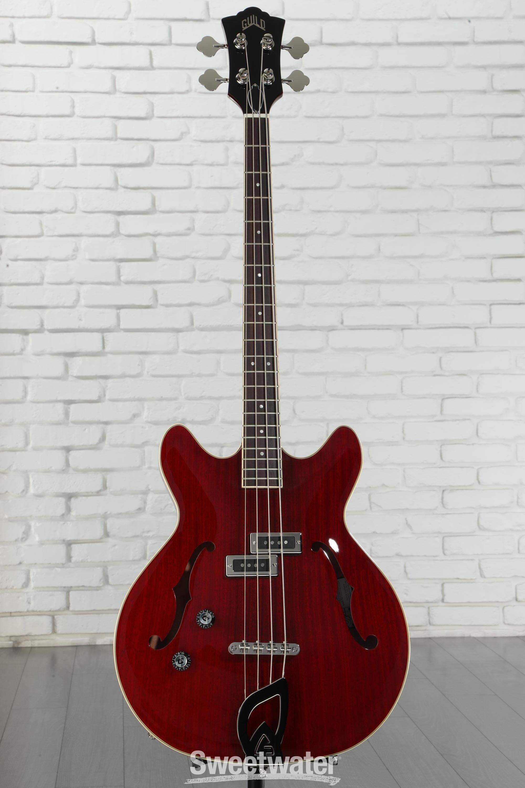 Guild Starfire I Left-handed Bass Guitar - Cherry | Sweetwater