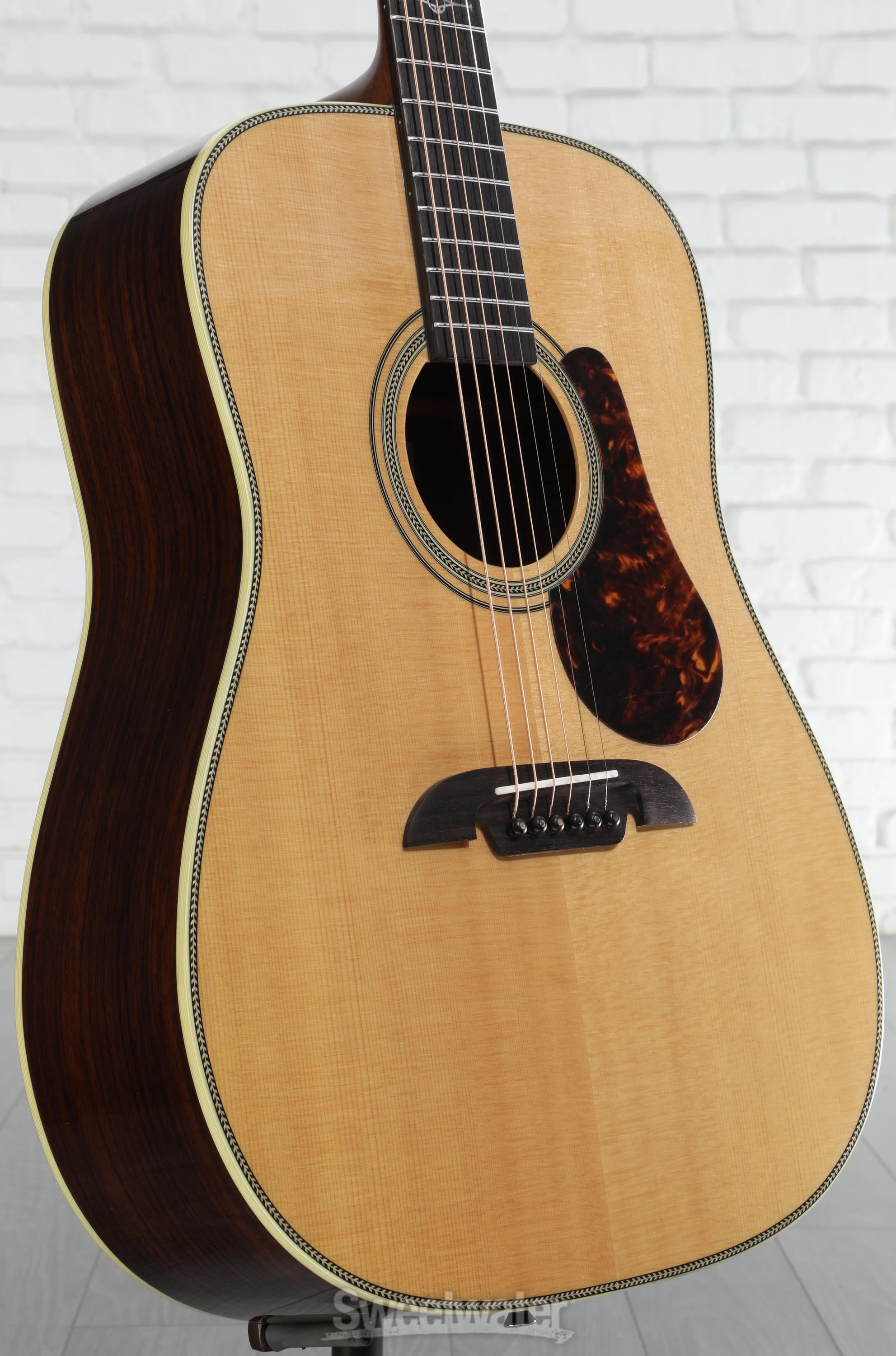 Alvarez MD70 Herringbone Masterworks Series Acoustic Guitar - Natural ...