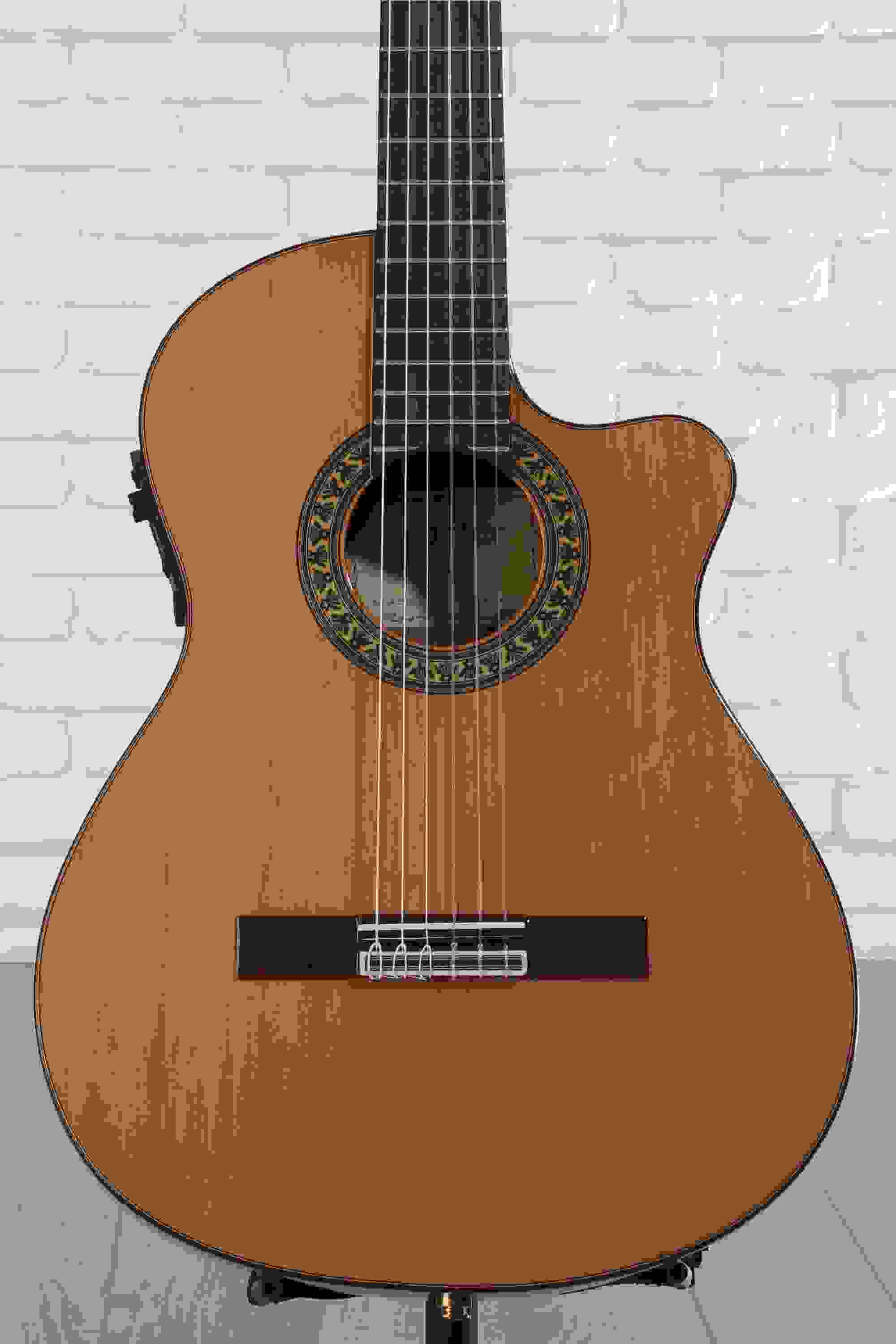 Alhambra 5PCT Conservatory Full-scale Nylon-string Cutaway Thinline ...