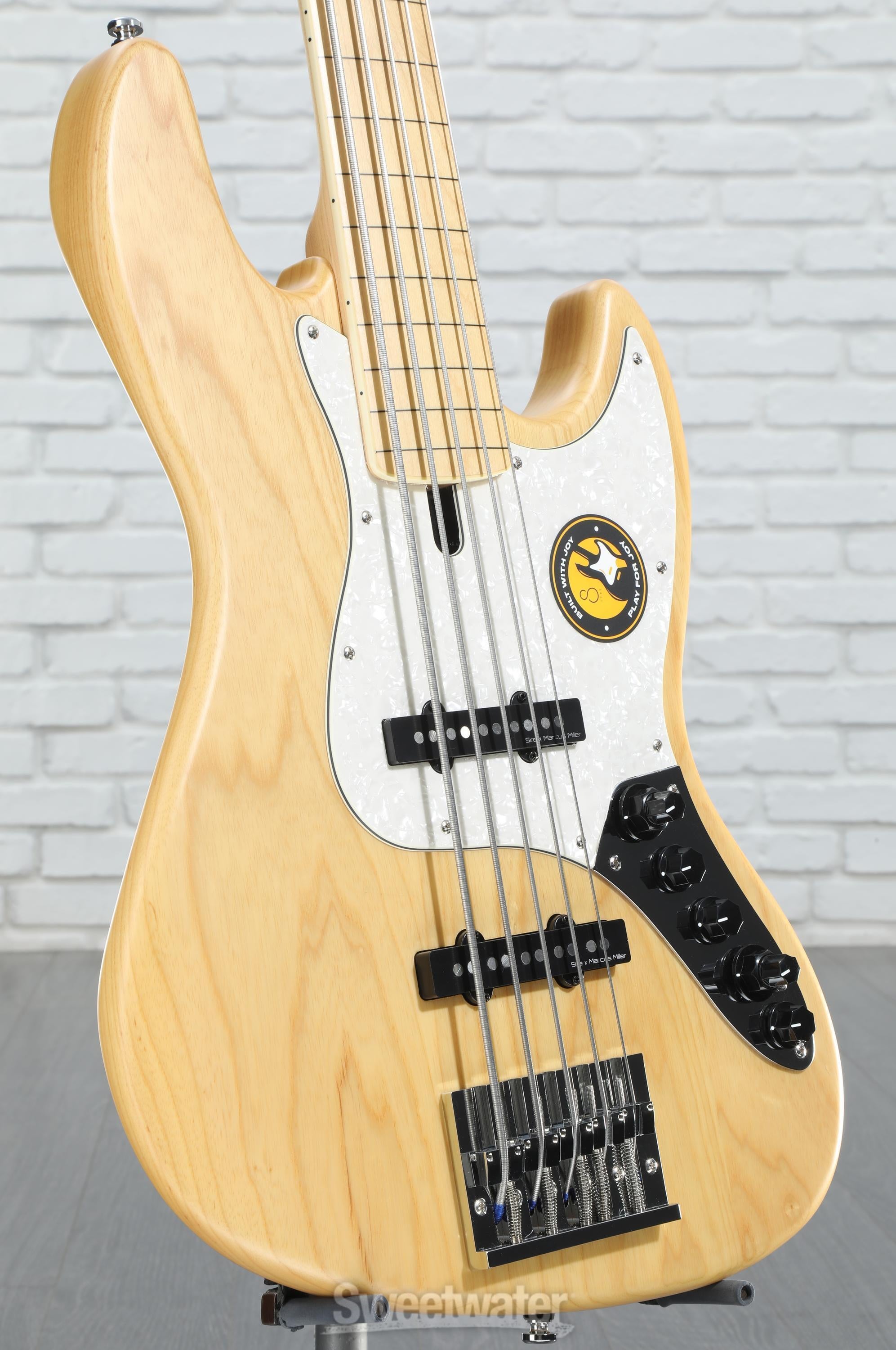 Sire Marcus Miller V7 Swamp Ash Reissue Fretless 5-string Bass Guitar ...