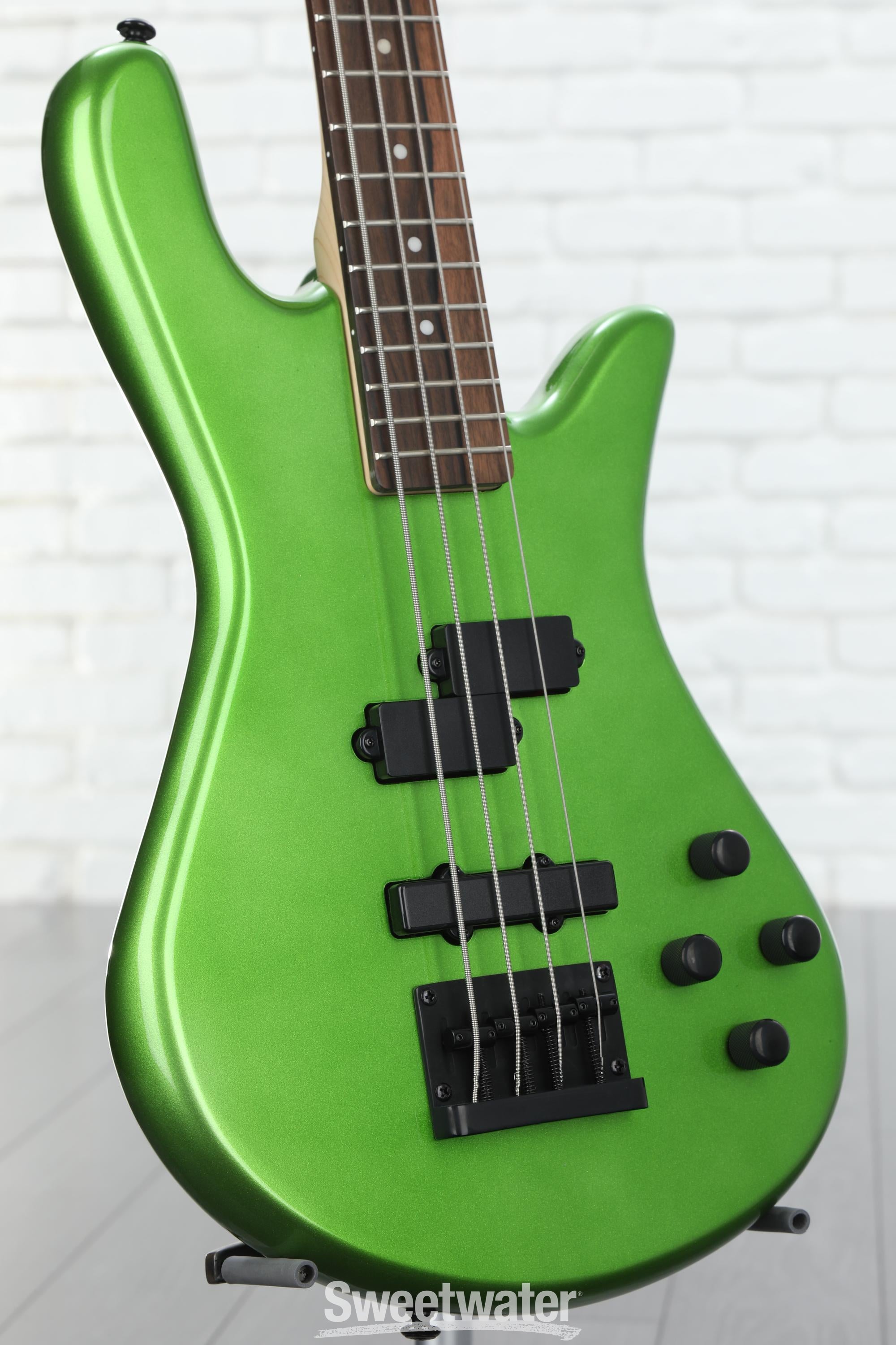 Spector Performer 4 Bass Guitar - Metallic Green | Sweetwater