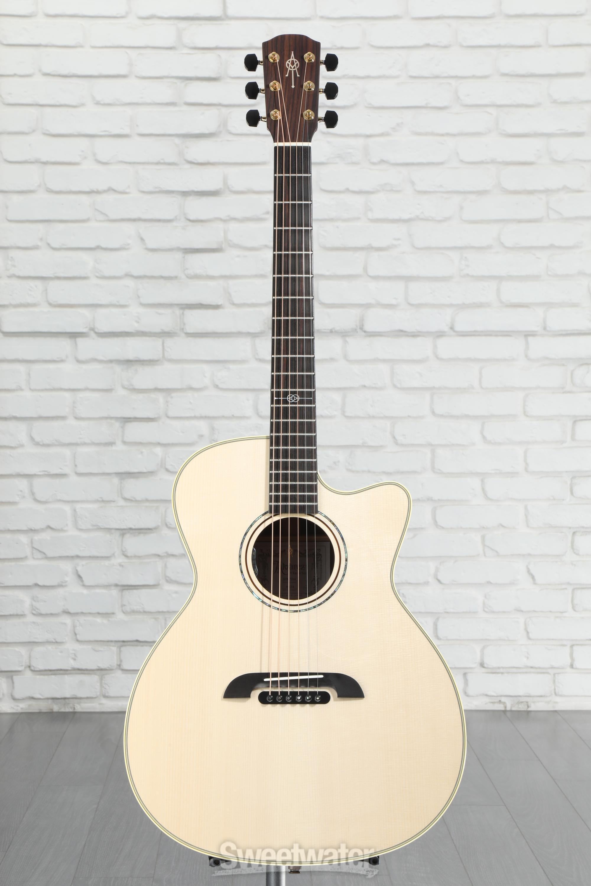 Alvarez Yairi GYM72ce Masterworks Series Acoustic-electric Guitar ...