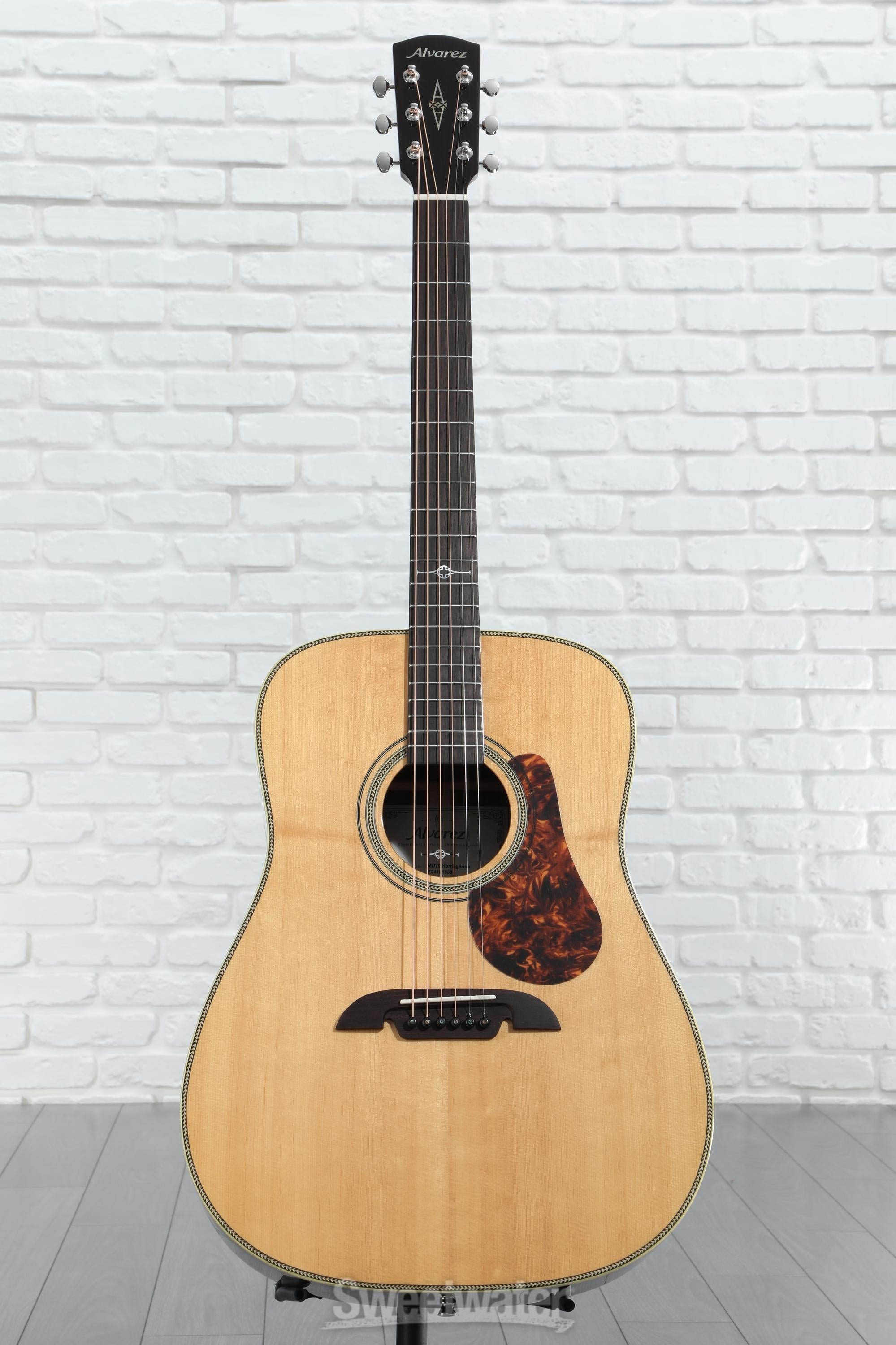 Alvarez MD70 Herringbone Masterworks Series Acoustic Guitar - Natural ...