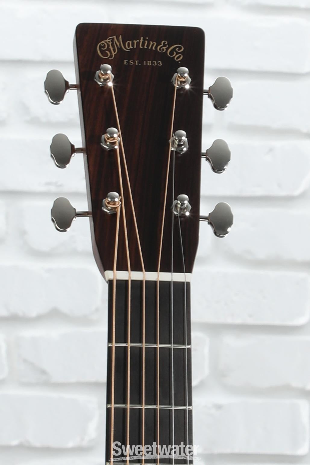 Martin OM-28 Standard Series Acoustic Guitar - 1935 Sunburst (2025) | Sweetwater