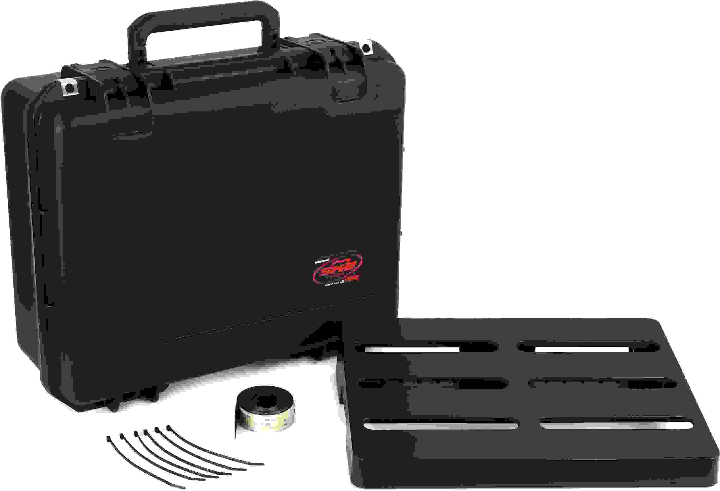 SKB 1SKB-PB1712 Injection Molded Pedalboard with Case | Sweetwater