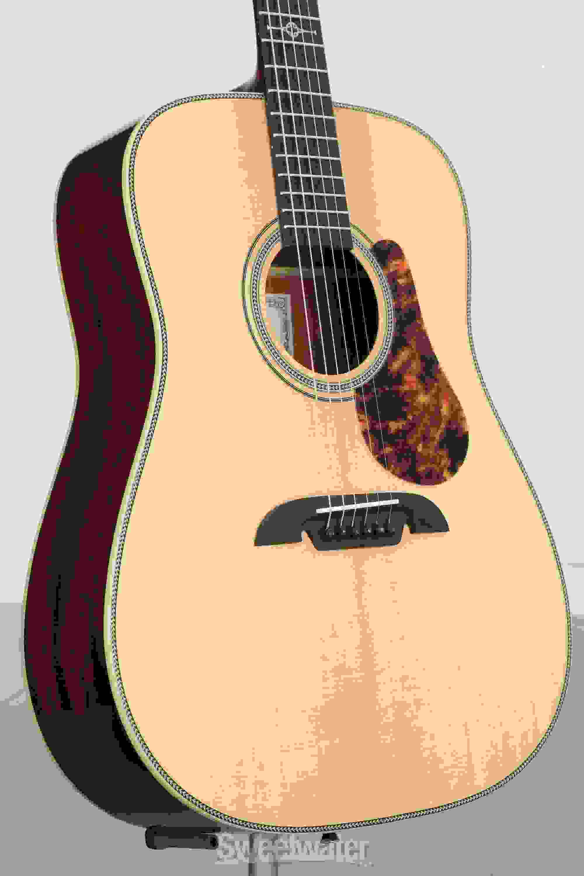 Alvarez MD60 Herringbone Masterworks Series Acoustic Guitar - Natural | Sweetwater