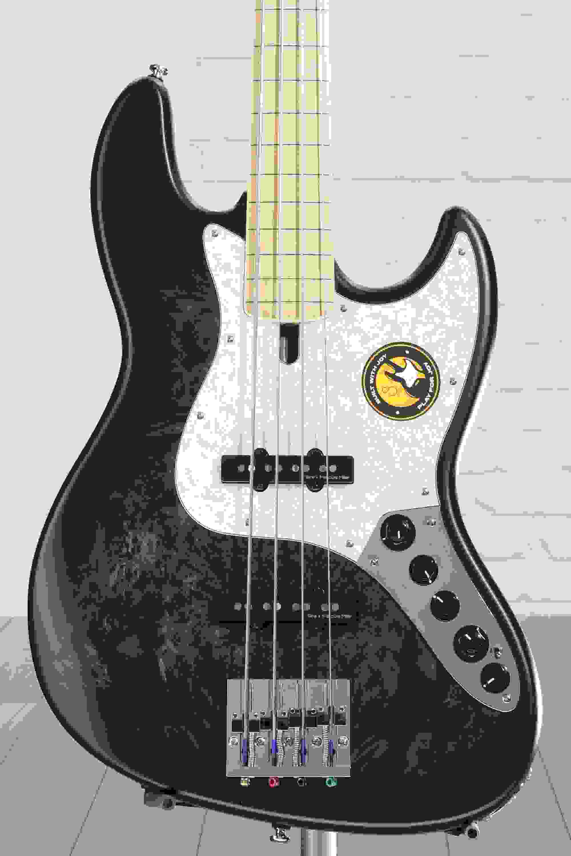 Sire Marcus Miller V7 Swamp Ash Reissue Fretless 4-string Bass Guitar - Transparent Black ...