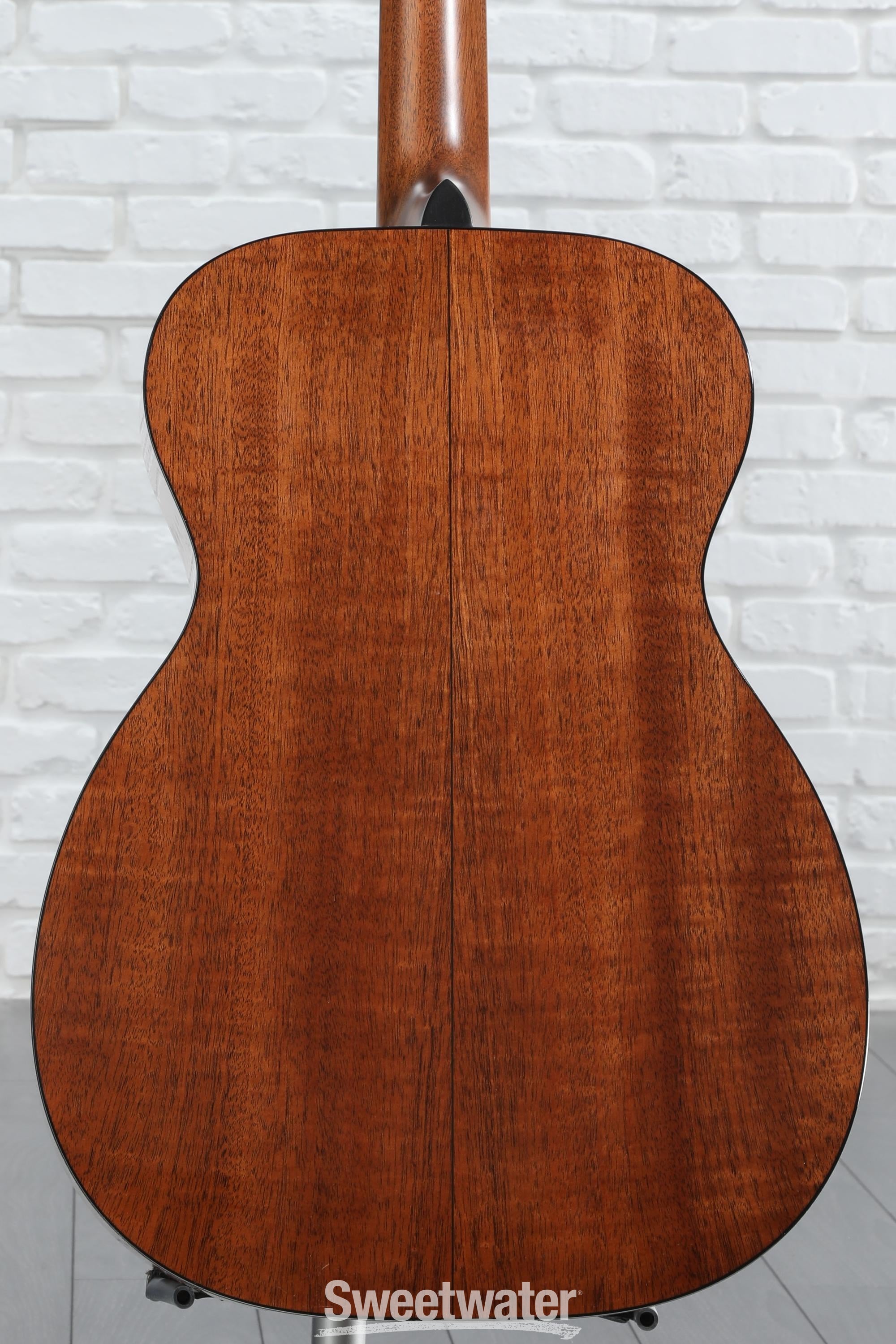 Martin 00-18 Standard Series Acoustic Guitar - Natural Aging Toner ...