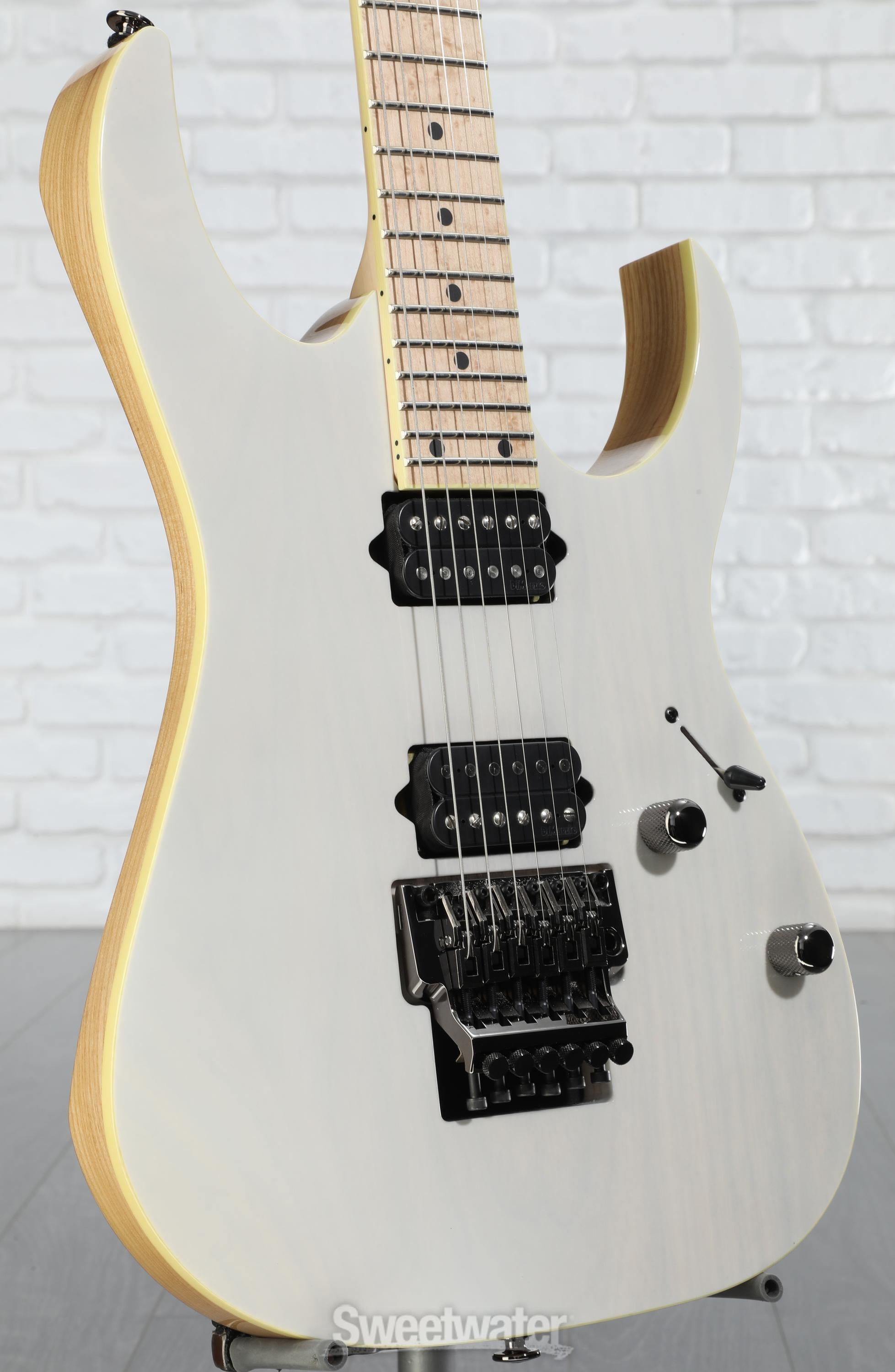 Ibanez Prestige RG652AHM - Antique White Blonde | Sweetwater